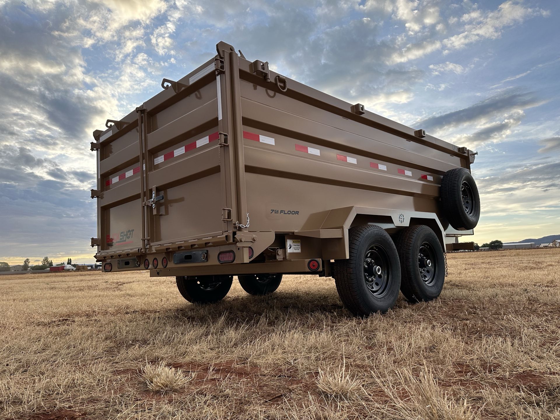 Buckshot Bumper Pull Dump Trailer – Durable and High-Quality