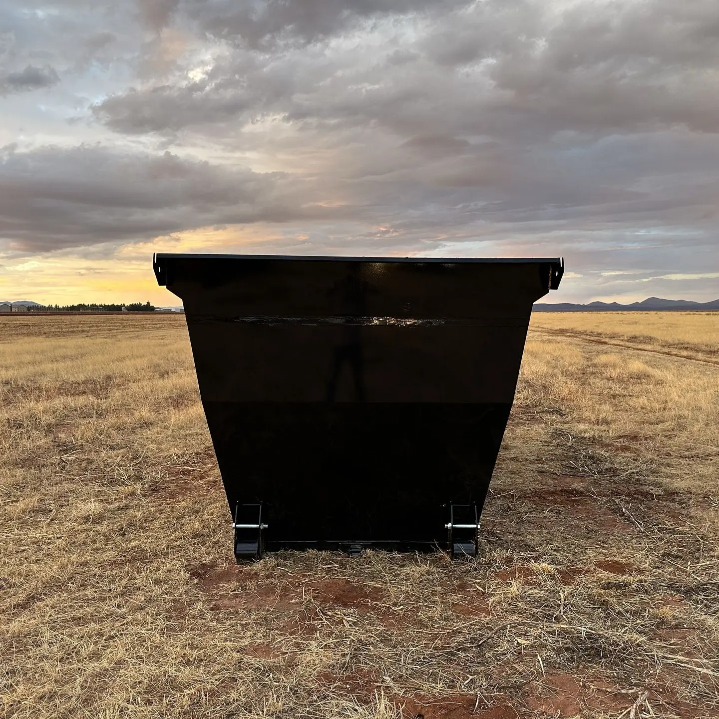Durable Roll Off Dumpster for Waste Management - Buckshot Trailers